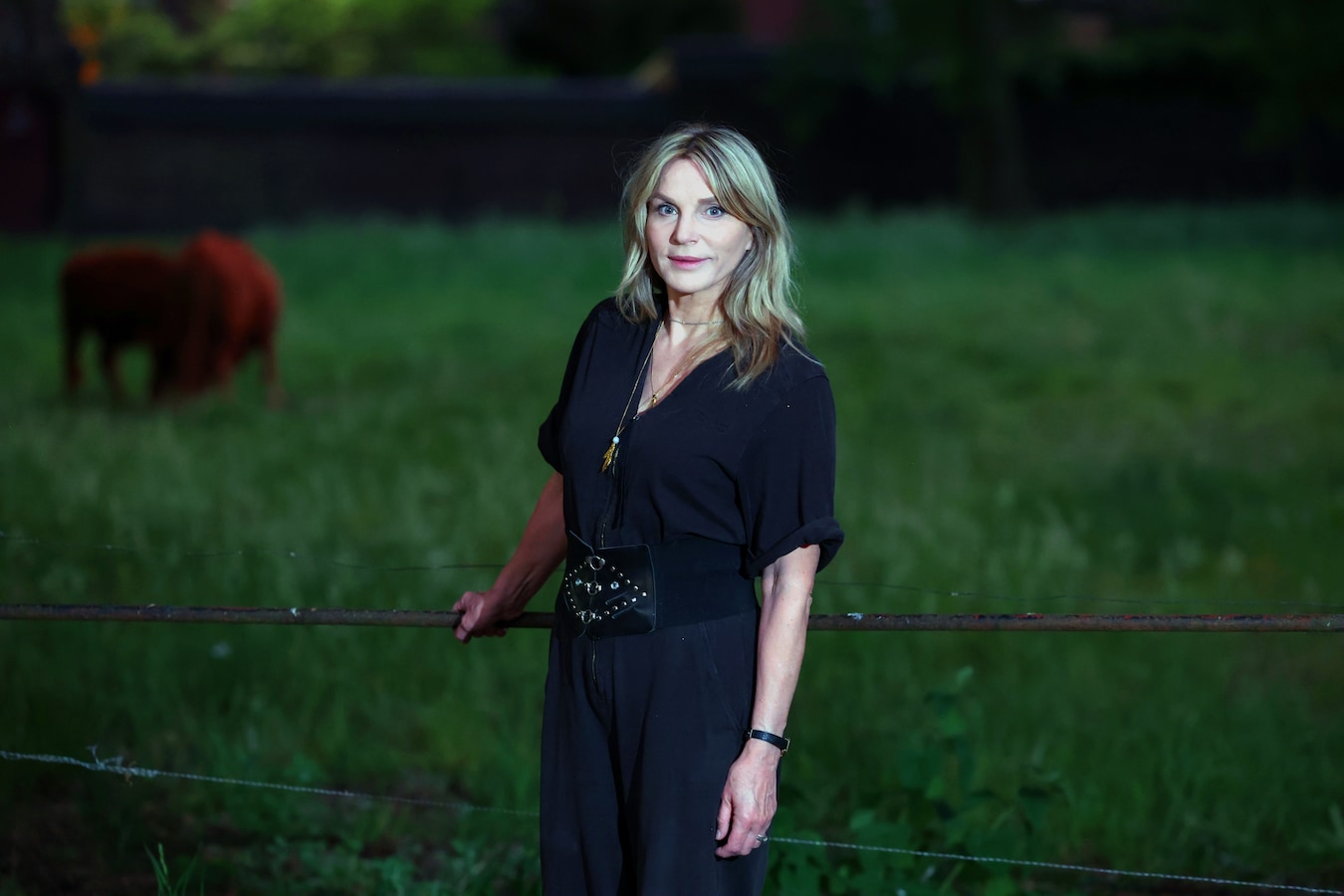 Actrice Karlijn Sileghem is 60: “Het frustreert me dat deuren dichtgaan ...