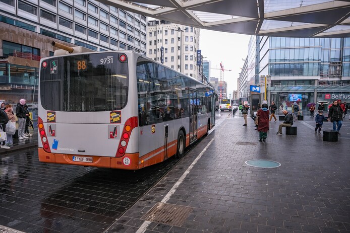 Handvol metro's, trams en bussen rijdt in Brussel | Brussel | hln.be