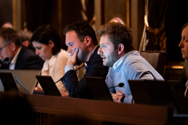 Antwerpse gemeenteraad keurt meerjarenplan goed: recordinvestering van ...