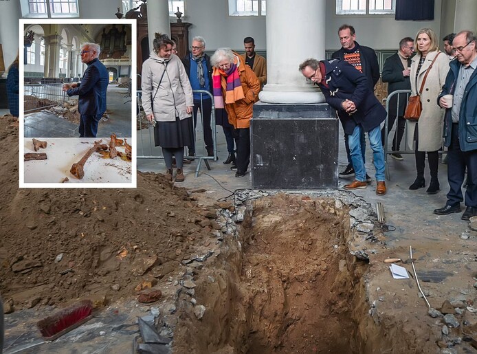 Halve schedel, bovenbeen, schouderblad en sleutelbeen gevonden in vloer St. Jan | Essen | hln.be