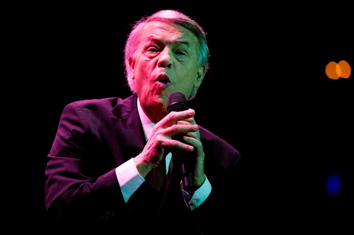 Adamo viert 60 jaar carrière met jubileumconcert in Antwerpse ...