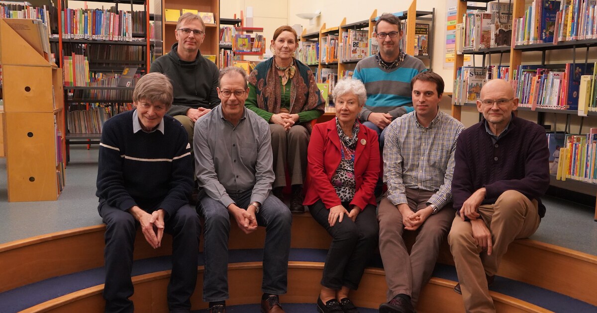 Meulebeeks Dichters Collectief pakt uit met ‘Dichter bij Kunst ...