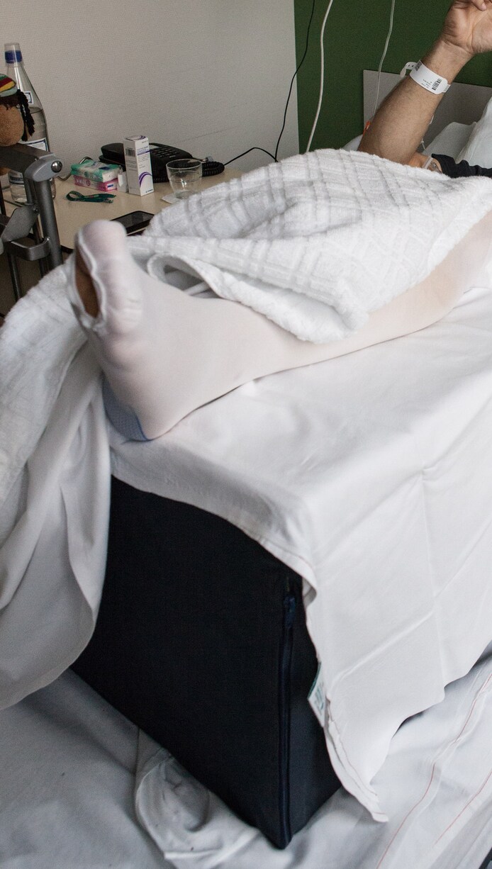 Zanger Food Fighters... breekt been | Eeklo | hln.be