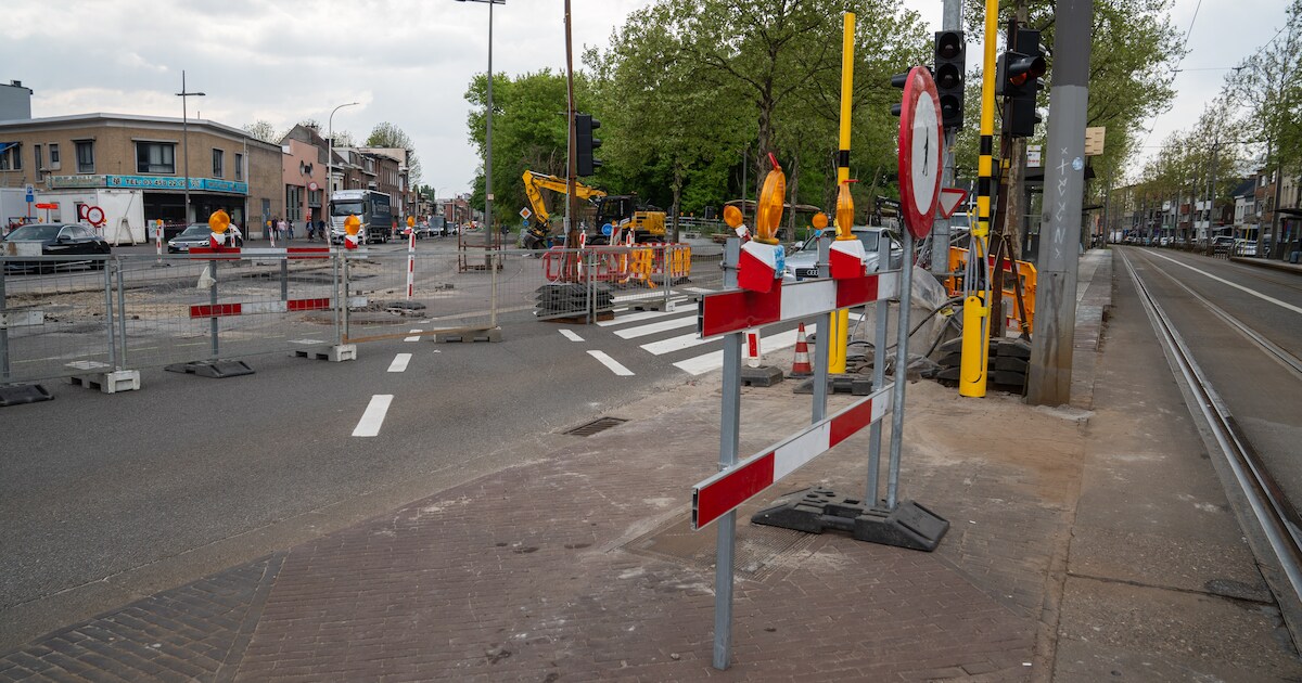 Heraanleg kruispunt R11/N1 zorgt meteen voor verkeersellende: ook omliggende straten tijdens ...