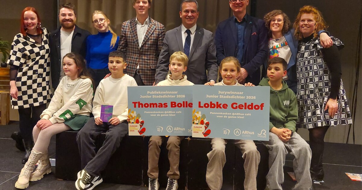 Lobke (12) is kersverse Junior Stadsdichter #VANRSL, Thomas (10) wint ...