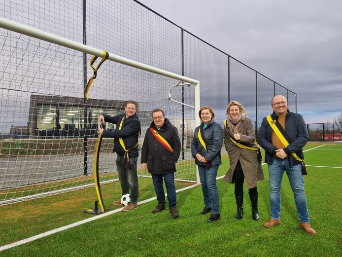 Vernieuwd jeugdvoetbalcomplex Diegem Sport geopend en heet voortaan ...