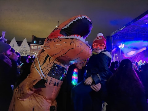 Brugge zingt het nieuwe jaar in met grote lasershow: “Blij dat dit ...
