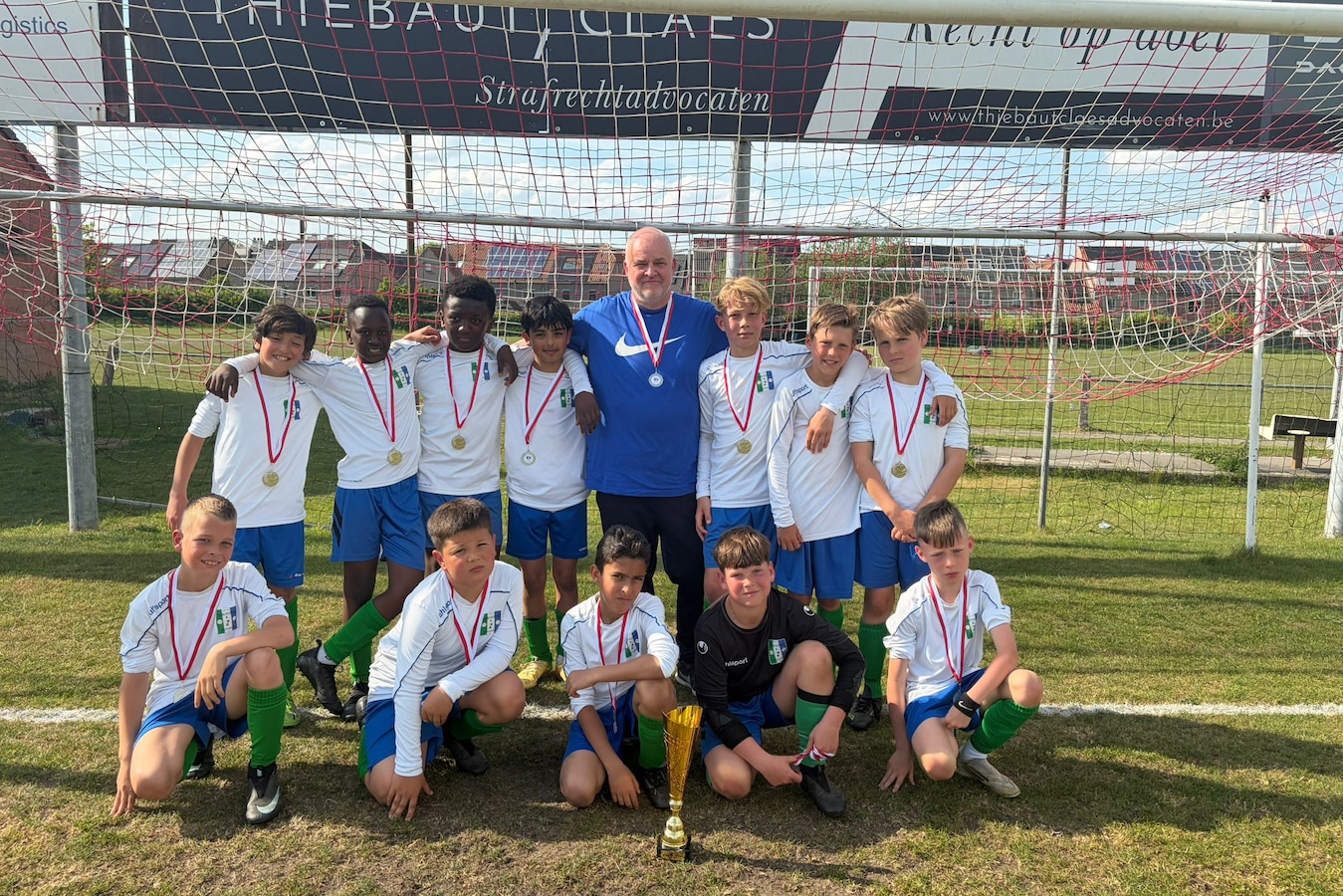 Verbroedering Zwijndrecht U11 beleeft topseizoen met bekerfinale en ...