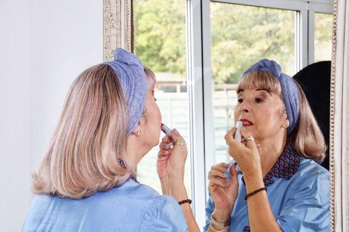 Suzi Grant is 68 jaar én blogger: "Ik voel me niet langer onzichtbaar ...