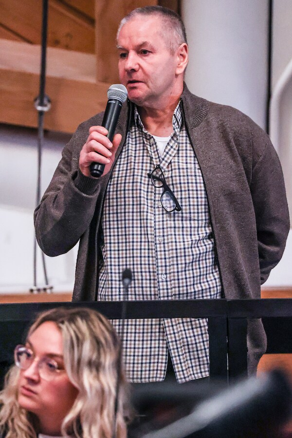 ASSISEN. Seriemoordenaar Stephaan Du Lion op eerste procesdag: “Wanneer ...