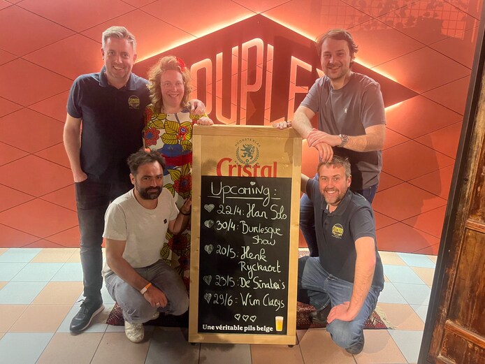 Comedy Kelder geeft initiatieles burlesque | Deinze | hln.be