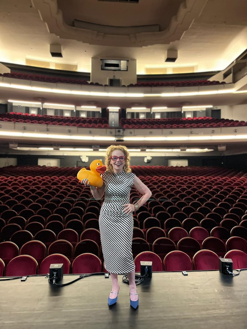 Els De Schepper sluit nieuwe theatertour af in Capitole Gent: “Ik wil ...