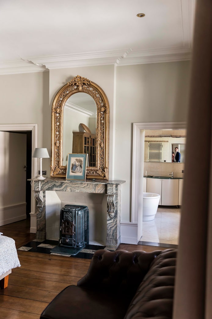 Maak kennis met Hann (24) en Jamie (29), de jongste kasteelheren van België: “Plots werd onze ...