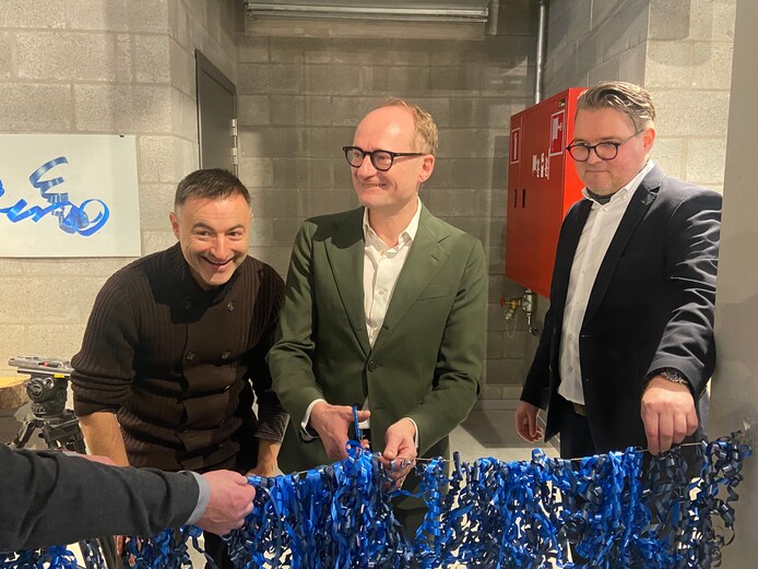 Borsbeekse beeldacademie opent gloednieuw gebouw: minister Weyts waagt ...