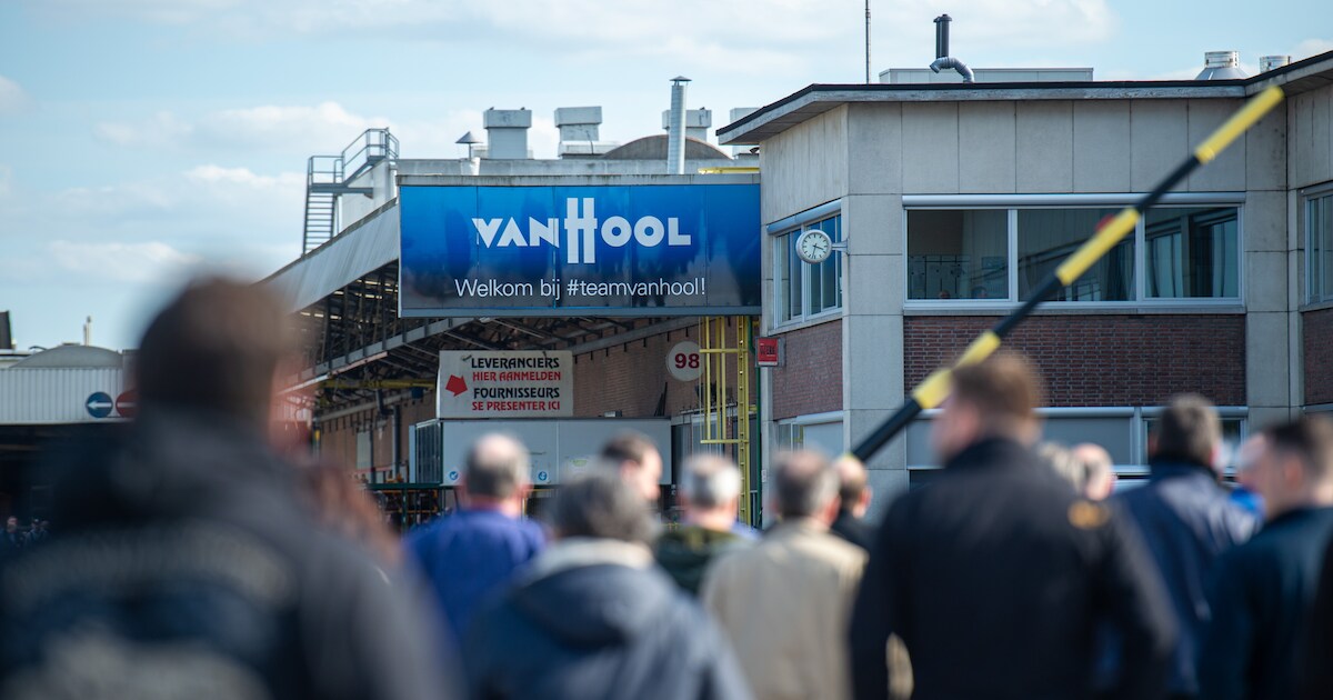 “Ik heb mensen al schreeuwend zien vertrekken”: directie van Van Hool ...