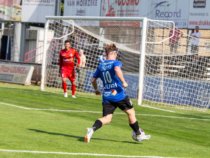 “Om gek van te worden”: gehavend VW Hamme verliest op Kalken en gaat ...