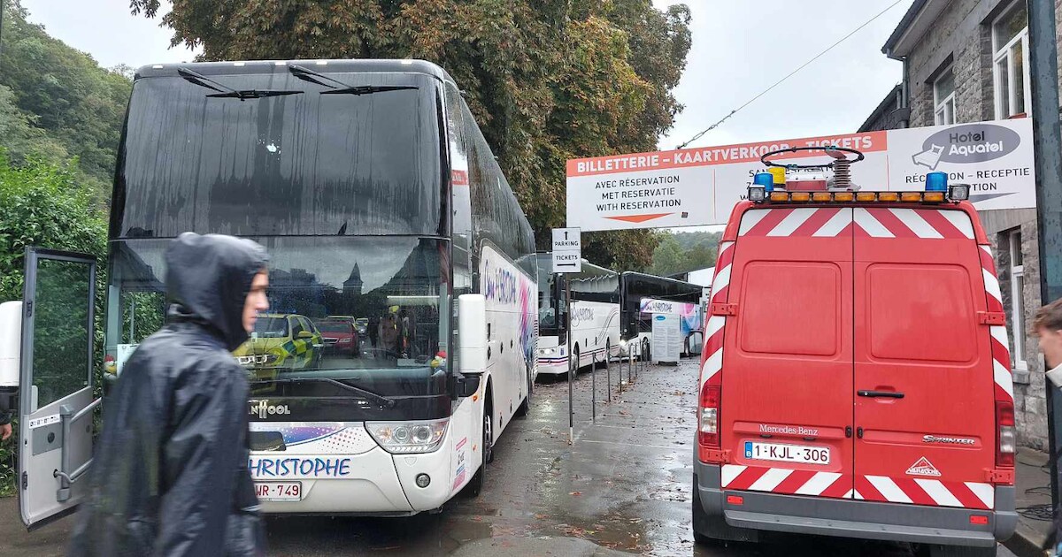 Leerlingen Bertinus Collectief gingen vandaag kajakken op de Lesse ...