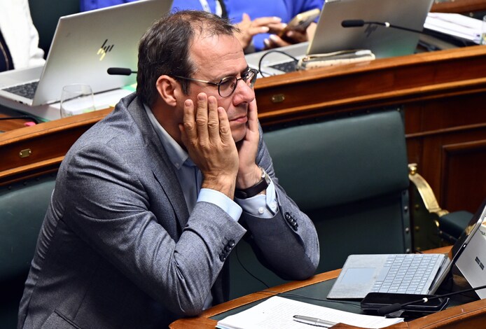 Bijna 400.000 aanvragen voor werkloosheidsuitkering niet tijdig ...