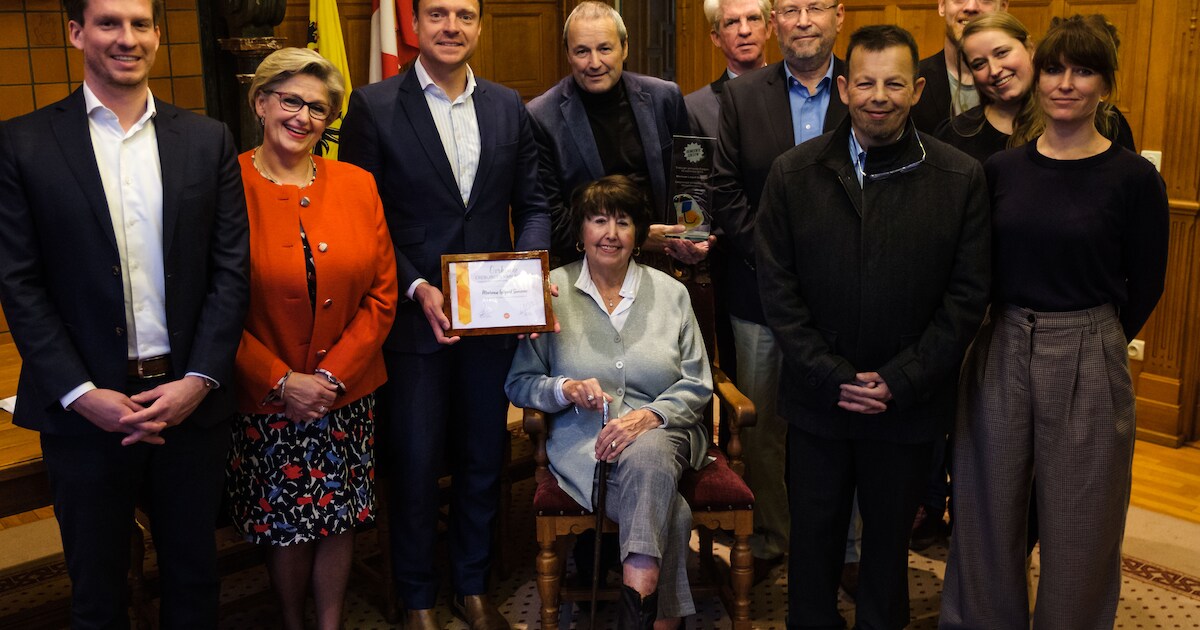 Burgemeester Edegem reageert verslagen op overlijden ereburger Lutgart ...