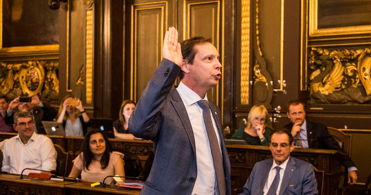 Sven Cauwelier lost Roel Verhaert af als stadssecretaris | Regio | HLN.be