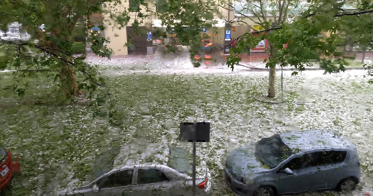 Regen in bosbrandgebied Australië zorgt voor overstroming | Weernieuws ...