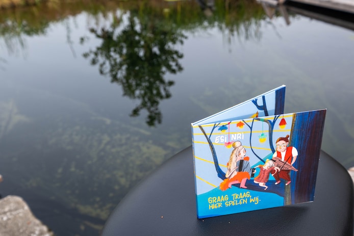 Duffels muzikantenkoppel Esi Nri brengt eerste CD uit: “Dochter was een ...