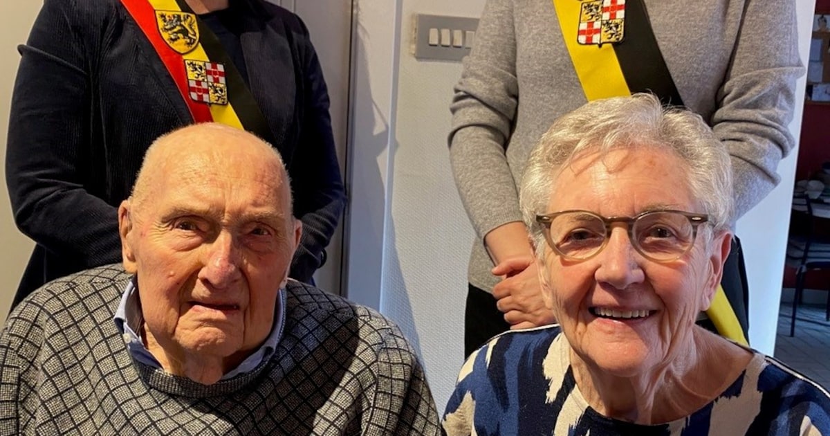 Huwelijk van Robert en Lea blaast 65 kaarsjes uit | Assenede | HLN.be