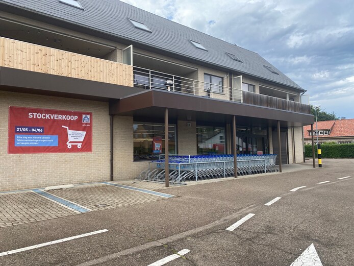 ALDI opent tijdelijke outletwinkel aan Leopoldsburgsesteenweg | Leopoldsburg | hln.be