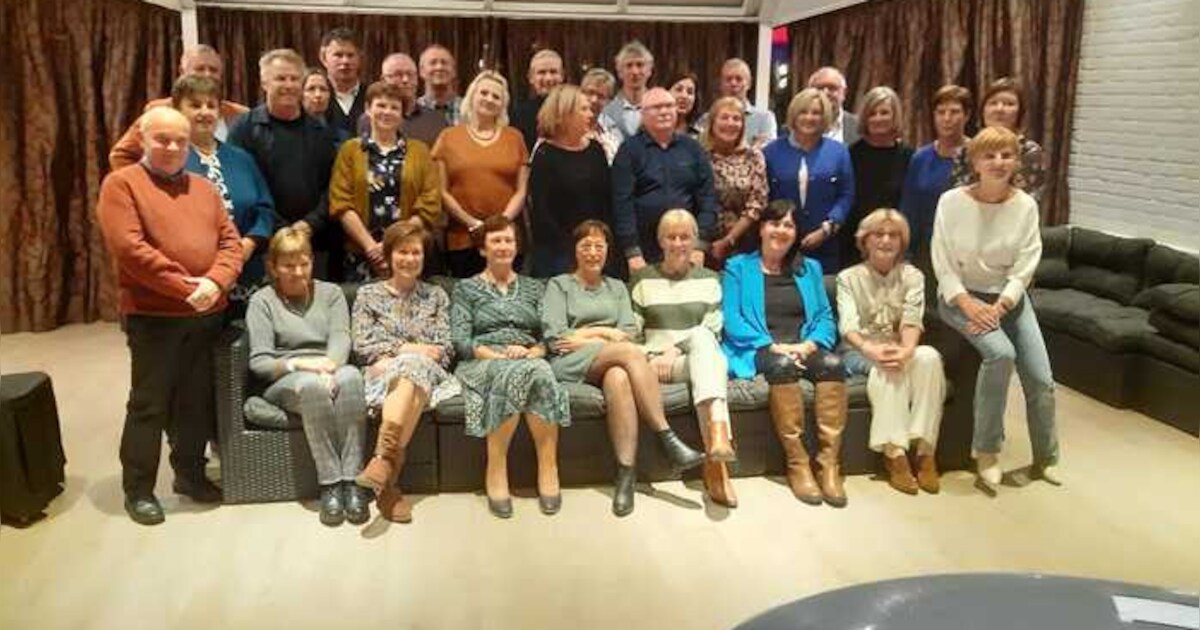 60-jarigen uit Steenhuffel komen samen om geboortejaar te vieren ...