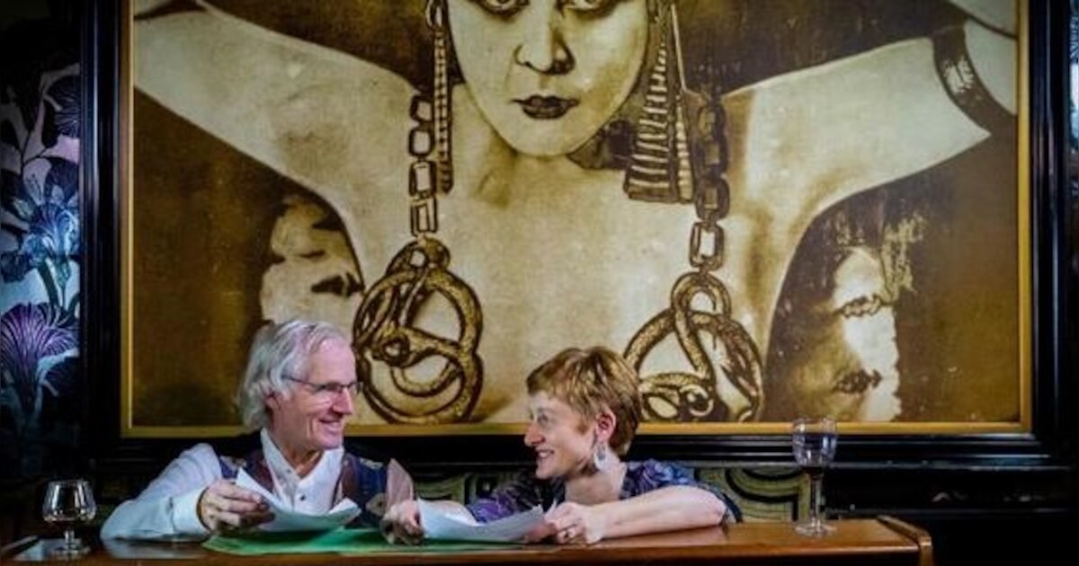 Muzikaal duo brengt gedichten van Herman De Coninck | Regio | HLN.be