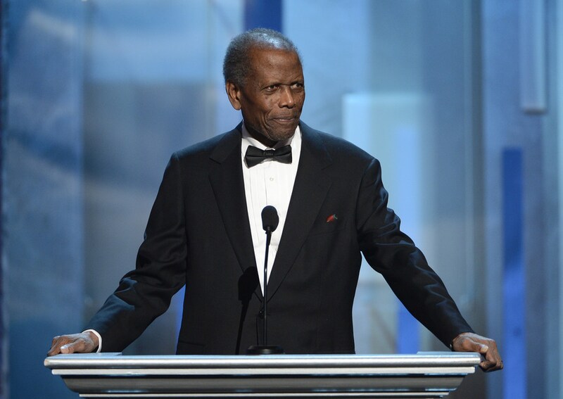 Oscarwinnaar Sidney Poitier overleden op 94-jarige leeftijd | Showbizz ...