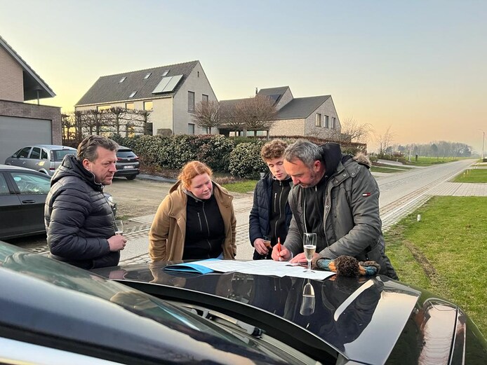 Maarten (18) is de jongste ballonvaarder van het land: “Voetballen ging ...
