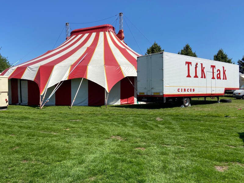 Wekelijkse markt verplaatst door circus Tik Tak | Regio | HLN.be