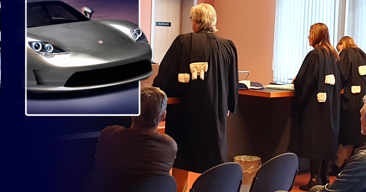 Dronken Porsche-bestuurder knalt eerst tegen huis... en gaat daarna om ...