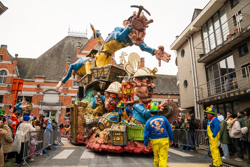 IN BEELD. Carnavalsstoet zorgt voor kleurrijk spektakel in Essen ...