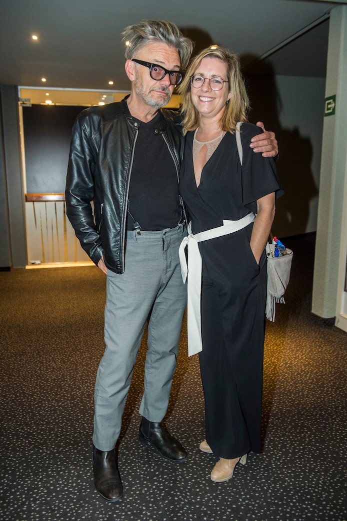 Marcel Vanthilt poseert met zijn nieuwe vriendin op Film Fest Gent ...