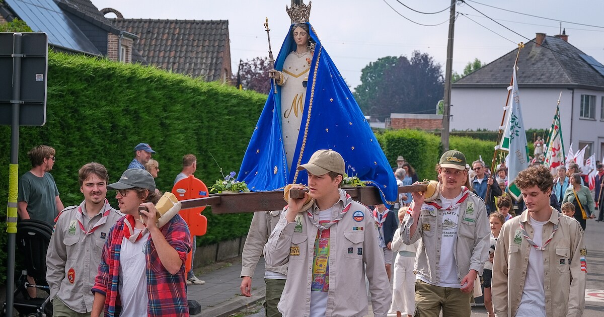 Sint-Hubertusprocessie is voortaan Vlaams immaterieel erfgoed | Zemst ...