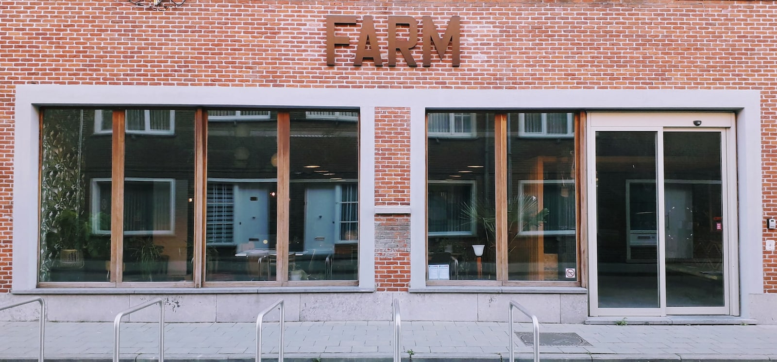 Netwerkevent over burgerinitiatieven in Farmfabriek | Foto | hln.be