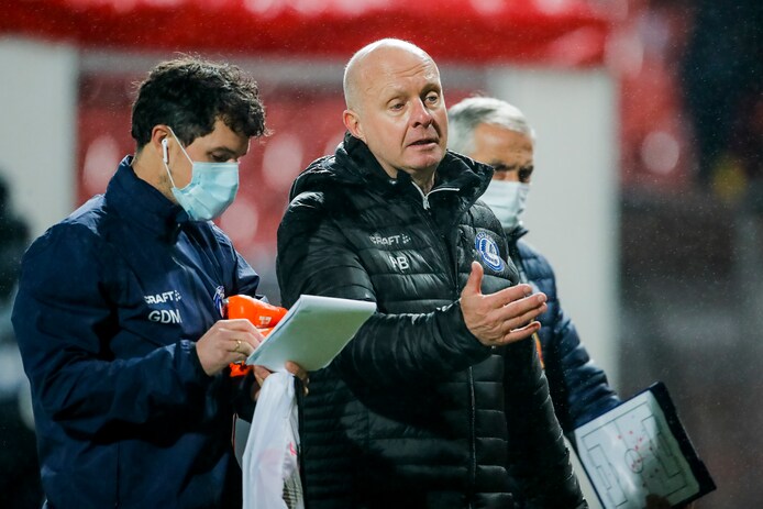 Football Talk. Genk mist Heynen op eerste speeldag PO1 - Club pikt ...