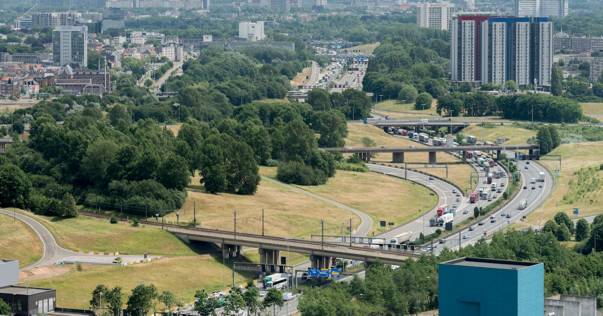 Weyts bevestigt gaten van 150 meter in overkapping Antwerpse Ring ...
