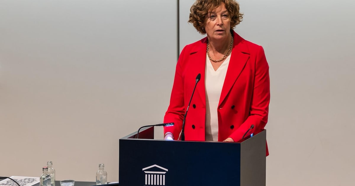 UGent-rector De Sutter in opspraak na verzonnen citaten in speech ...