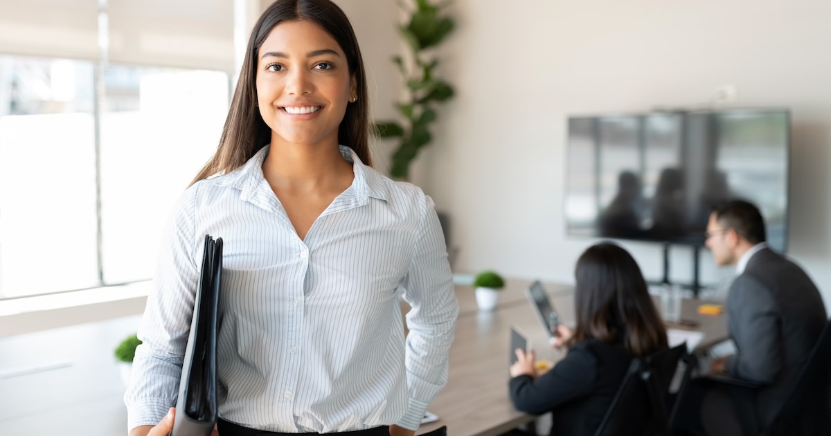 Salaris juridisch personeel stijgt het snelst: wat verdienen advocaten en co? | Mijn Geld | HLN.be