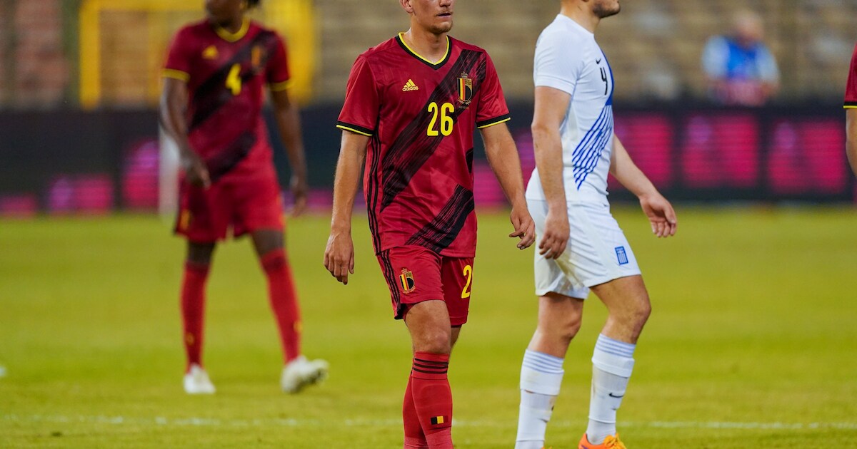 Jonge Duivels-fans leggen Dennis Praet op de rooster: “Met wie ik niet ...