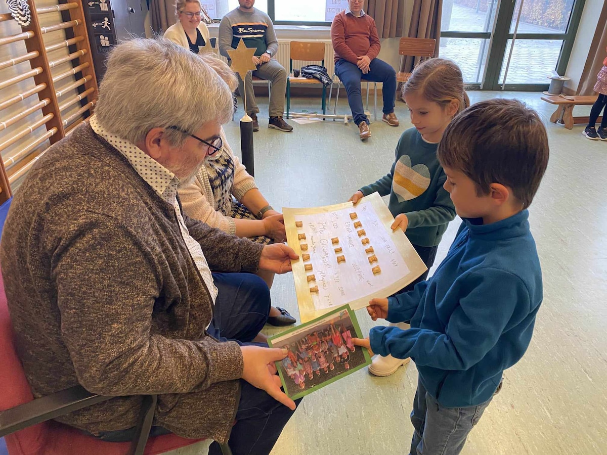 Basisschool Sint-Aloysius neemt na 43 jaar afscheid van meester Rik ...