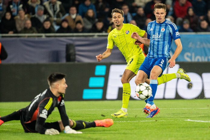 Siemen Voet vervult jongensdroom in Champions League: “Zou mooi zijn om ...