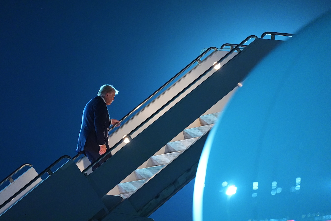 Ook Trump (79) is niet immuun voor de tand des tijds: haalt zijn ...