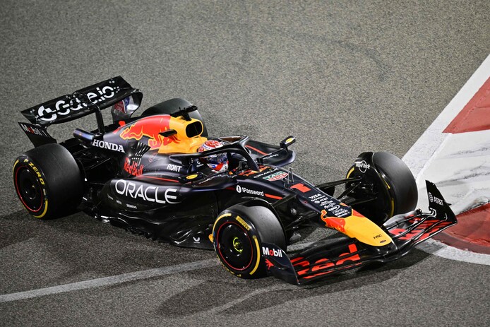 Baaldag voor Max Verstappen in Bahrein: wereldkampioen pas zesde, winnende Piastri en Norris op ...