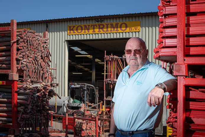 Al twaalf jaar een koppel, maar nu gaan Michel Van den Brande en Sofie samenwonen: “Het leven ...