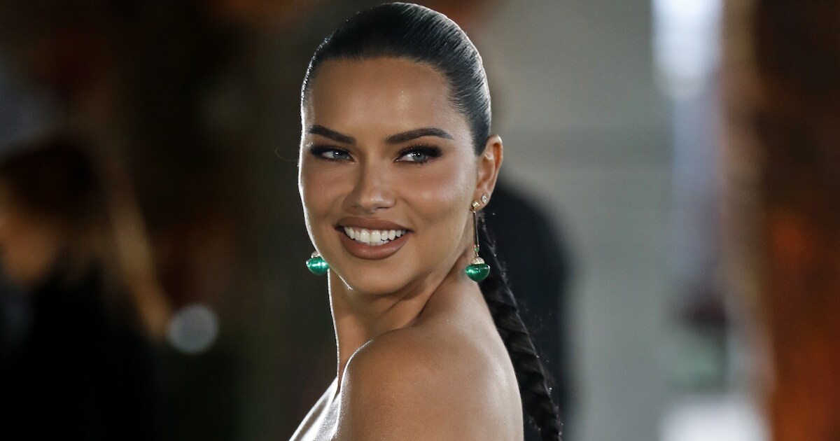 Topmodel Adriana Lima bevallen van een zoontje: “Welkom in onze wereld ...
