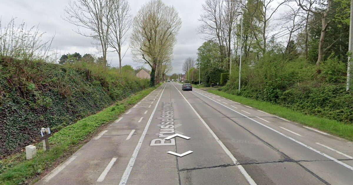 Beurtelings verkeer Brusselsesteenweg door kap- en rooiwerken | Herent | HLN.be